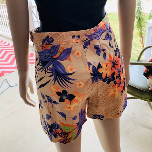 Cache | Shorts | Cach Summer Floral Skort | Poshmark